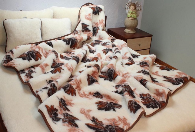 Merino deky z ovčí vlny- více variant